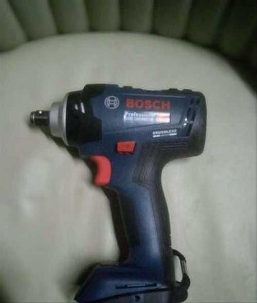 Гайковерт bosch GDS 18V 400