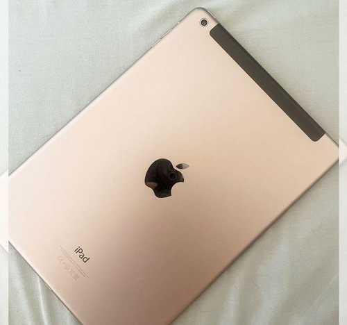 Продам iPad Air