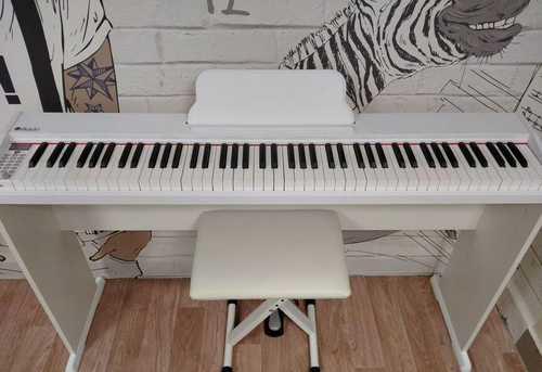 Белое новое цифровое пианино. Гарантия 12 месяцев