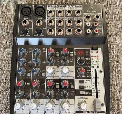 Микшер behringer 1002fx