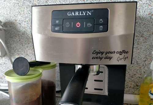 Кофемашина рожковая Garlyn