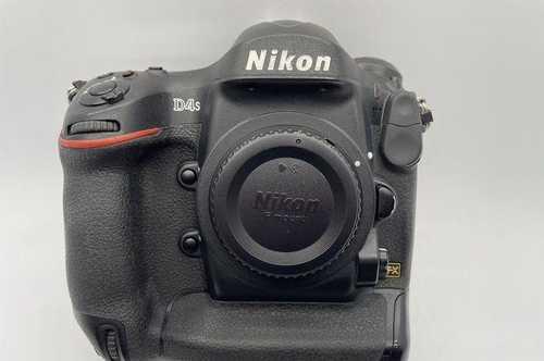 Nikon D4s