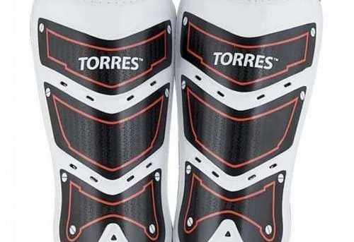 Щитки футбольные Torres Training FS1505M-RD р.L