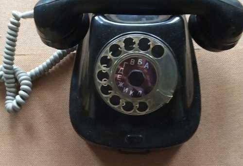 Советский телефонный аппарат