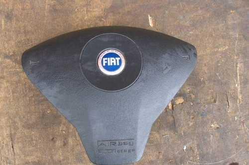 Подушка безопасности в руль Fiat Stilo