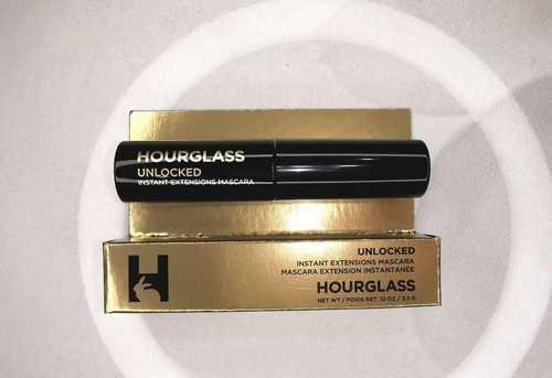 Тушь для ресниц мини Hourglass, в наличии