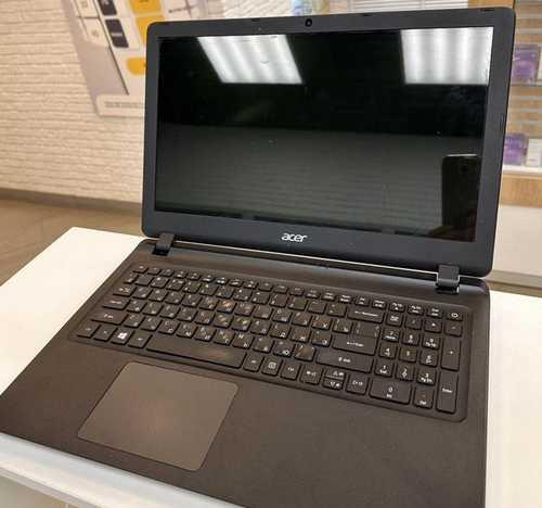 Acer ES1-533