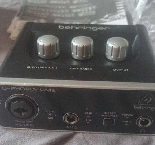 Behringer u phoria um2