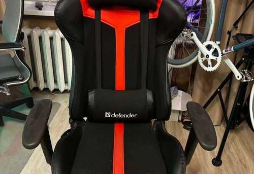 Компьютерное кресло б\у Defender Racer