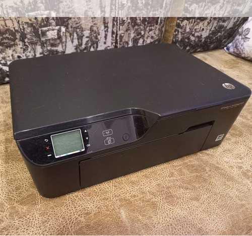 Мфу струйный HP Deskjet Ink Advantage 3525