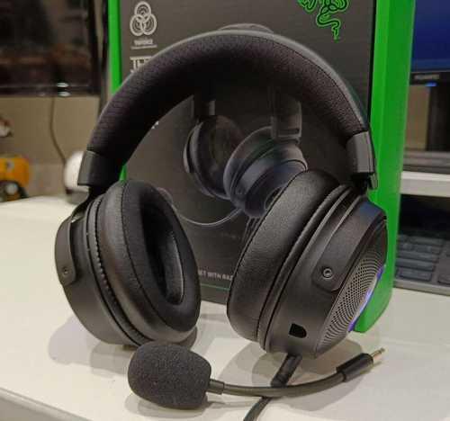 Игровые наушники Razer Kraken V3