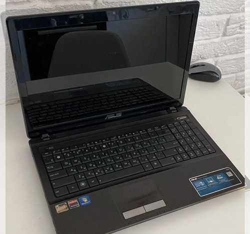 Ноутбук asus x53u