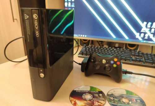 Xbox 360e (2 игры)
