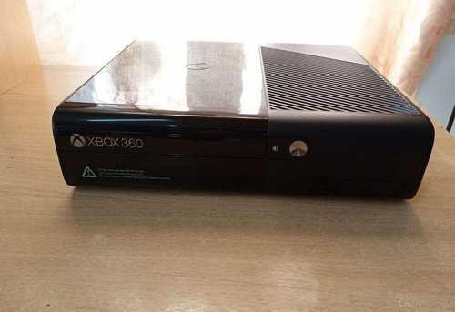 Xbox 360E freeboot (Aurora), 2 джойстика