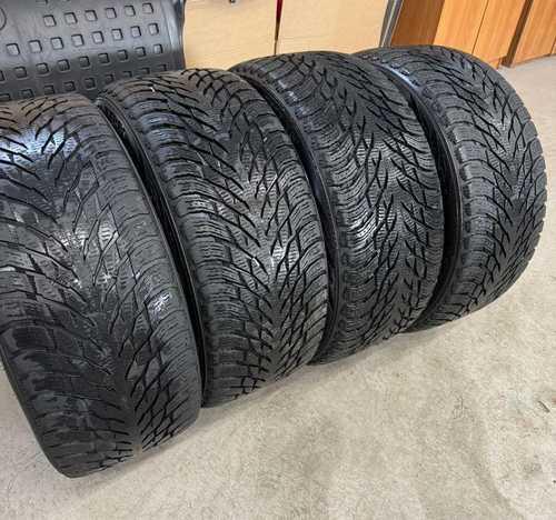 Nokian Tyres Hakkapeliitta R3 SUV 275/45 R20