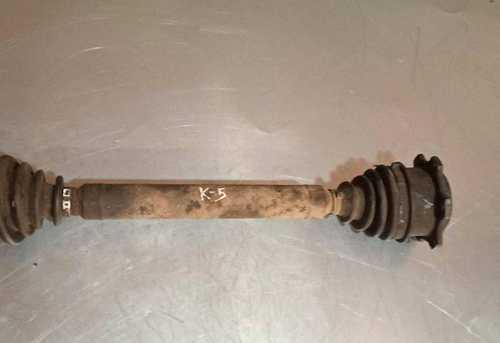 Полуось передняя левая Audi A4 B5 1996