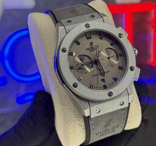 Наручные часы Hublot хронограф