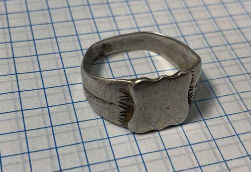 Старинный серебряный перстень