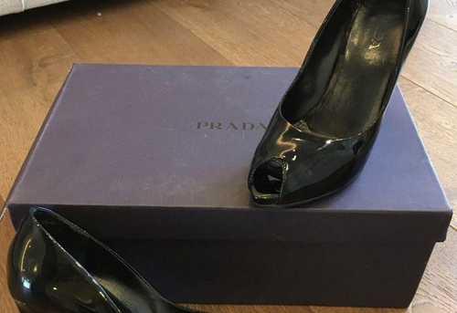 Туфли Prada