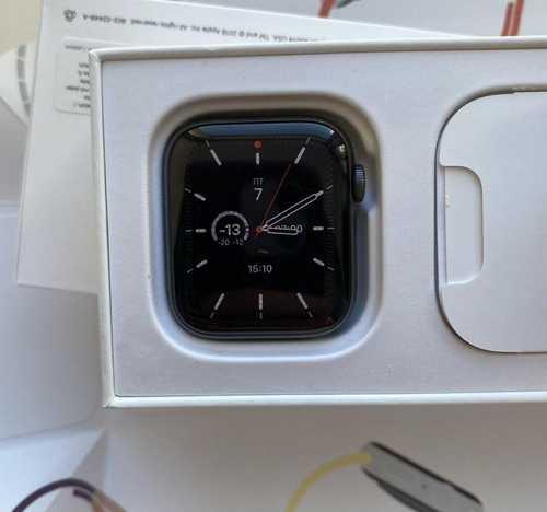 Apple watch series 5 44mm