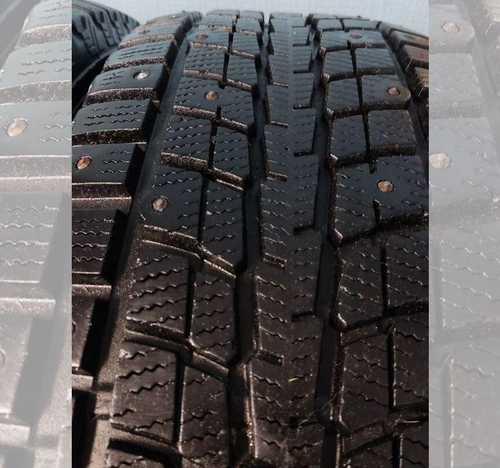 Dunlop SP Winter Van01 245/70 R16