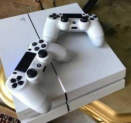 Ps4 Fat белая 150 игр