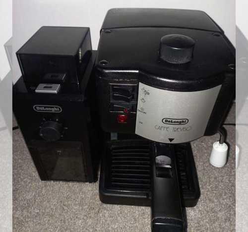 Кофеварка рожковая delonghi