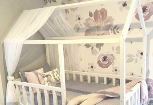 Детская кровать домик в белом цвете