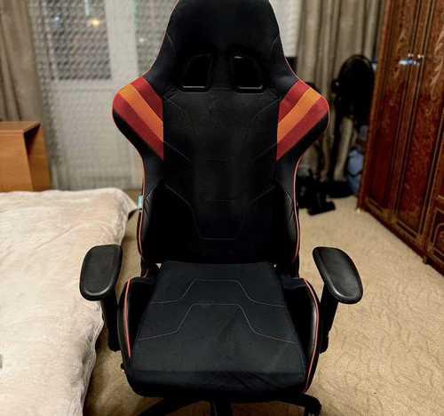 Компьютерное кресло zombie viking 4 aero