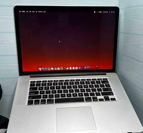 Оригинальный apple MacBook Pro 15 2015 i7 16/256gb