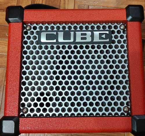 Комбоусилитель Roland Micro Cube GX (MCube GX)