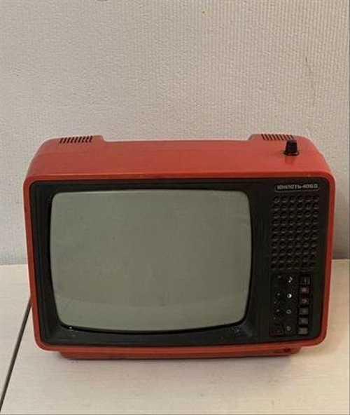 Старый советский телевизор
