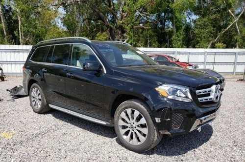 Радиатор от mercedes GLS 2015-2019