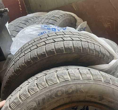 Hankook IceBear W300 205/55 R16