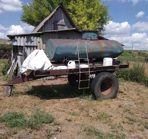 Полуприцеп тракторный