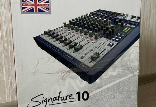 Soundcraft signature 10