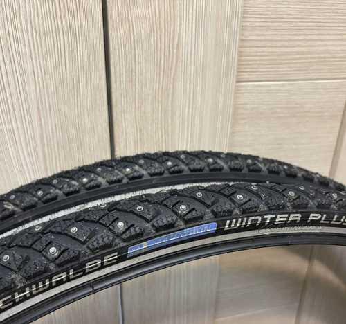 Schwalbe marathon winter plus 28x1.35 700x35c