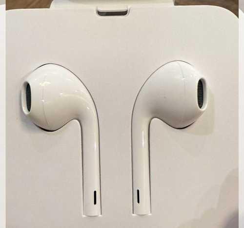 Наушники apple earpods lightning