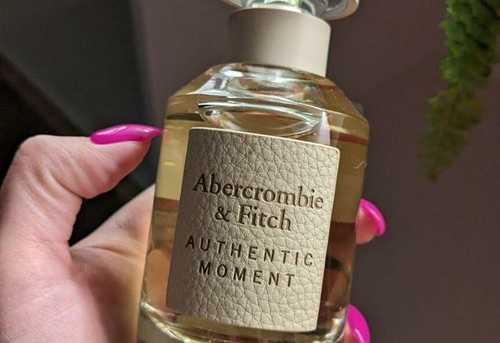 Abercrombie & Fitch Authentic moment