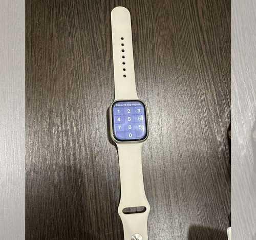 Смарт-часы Apple Watch Series 8 (41mm) Starlight