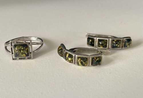 Серебряные серьги и кольцо с янтарем
