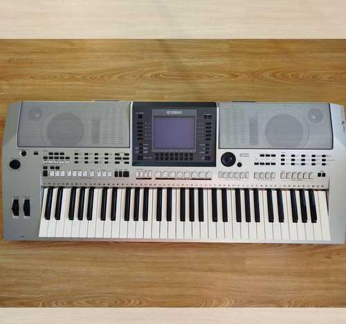 Синтезатор Yamaha PSR S700