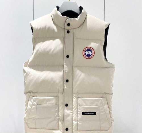 Жилетка Canada goose в наличии