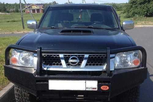 Передний бампер Nissan NP300 Ниссан нп 300 Туризм