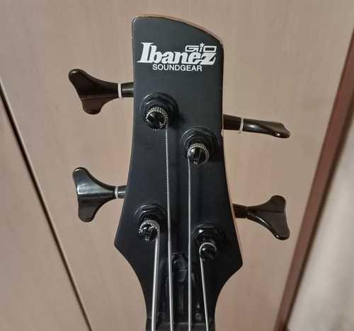 Басс гитара Ibanez