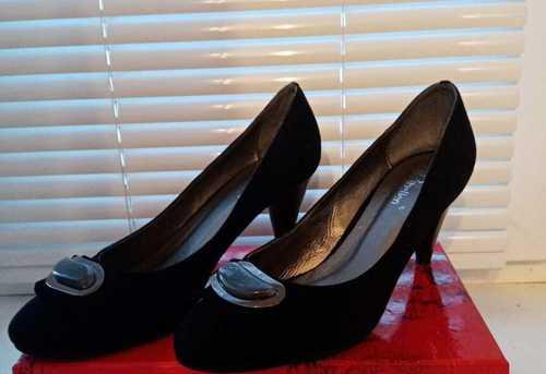 Туфли женские 39 размер замшевые