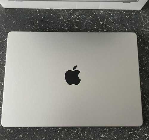 Apple macbook pro 14 m3 8gb 512gb