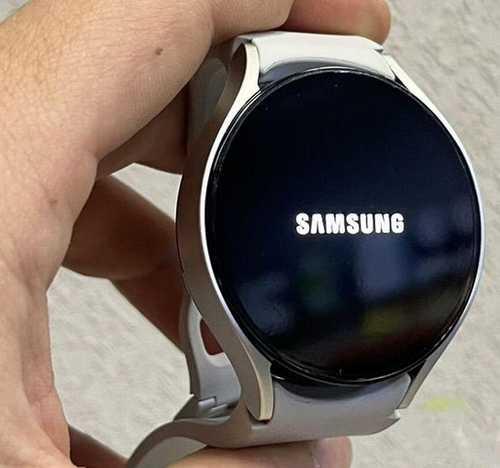 Samsung Galaxy Watch 6 44мм (SM-R940)