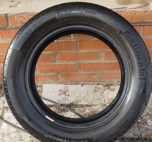 Continental ContiPremiumContact 5 215/60 R17 96H
