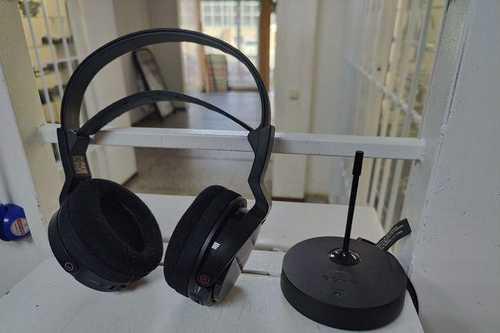 Радиочастотные наушники Sony MDR-RF811R